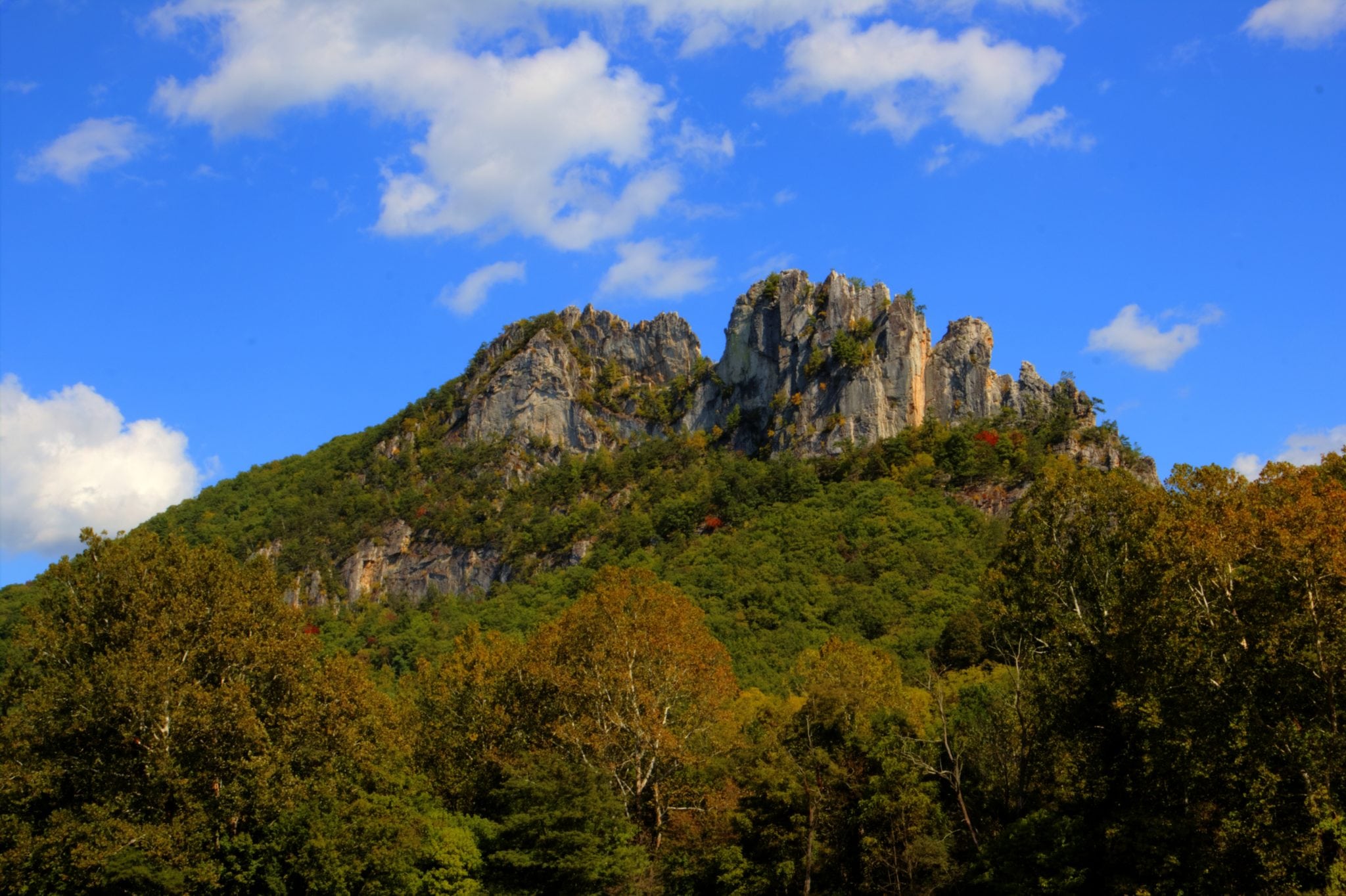 Seneca Rocks, WV Cabins With Hot Tubs