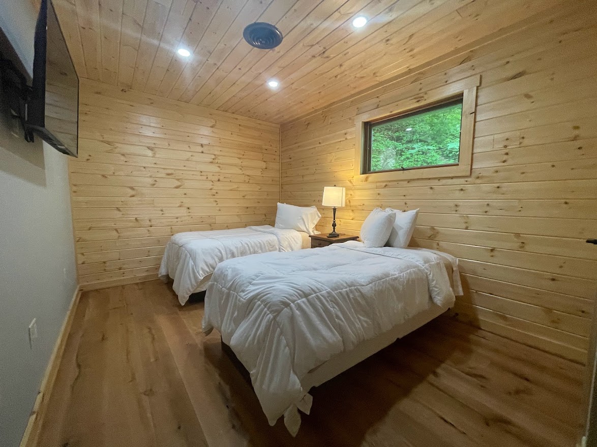 Riverside Retreat Cabin - Harman's Log Cabins West Virginia