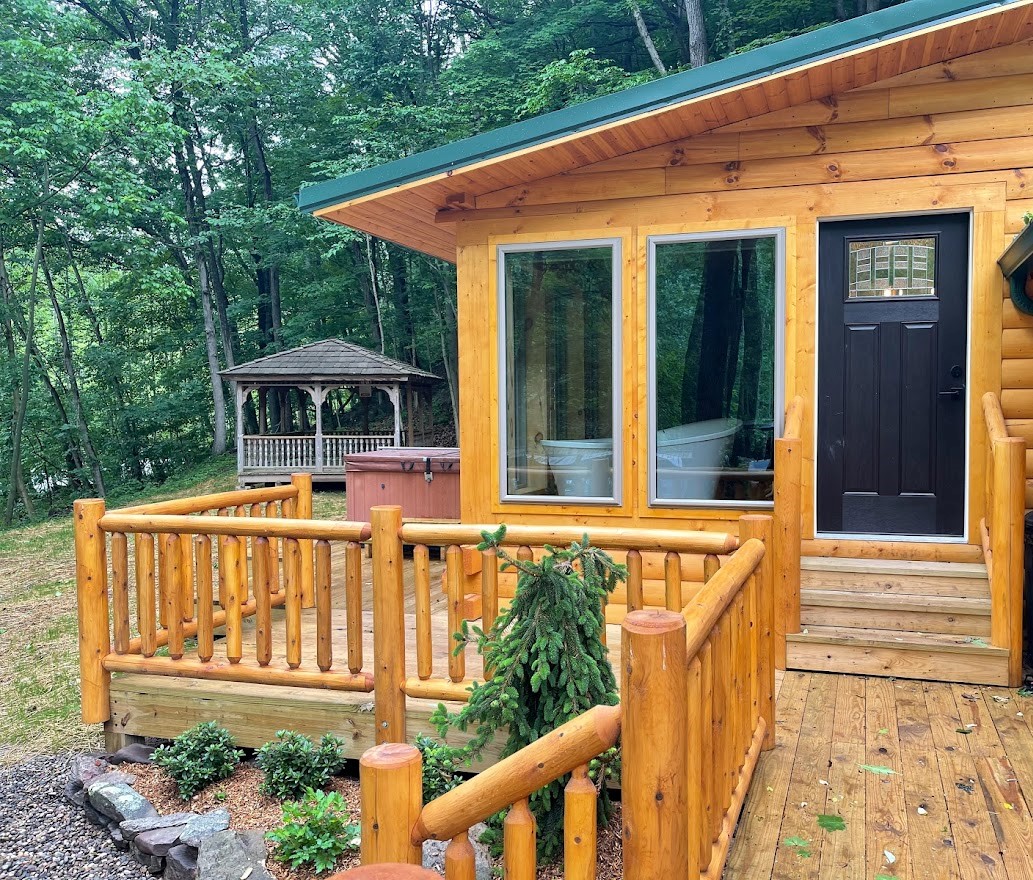 Riverside Retreat Cabin - Harman's Log Cabins West Virginia